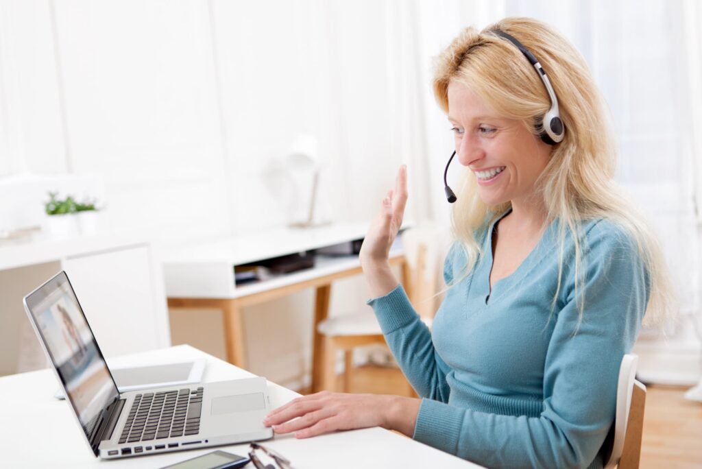 5 Tips for Staying Safe When Chatting Online - 2025 Guide